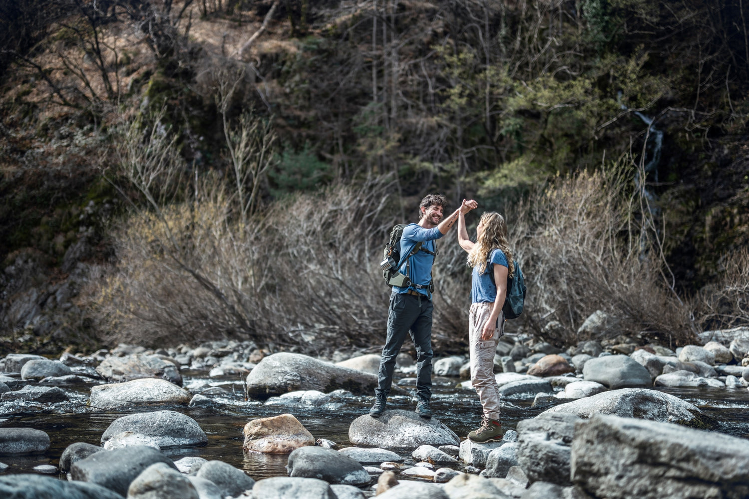 LOWA Renegade GTX Mid Women's Walking Boot – LOWA UK